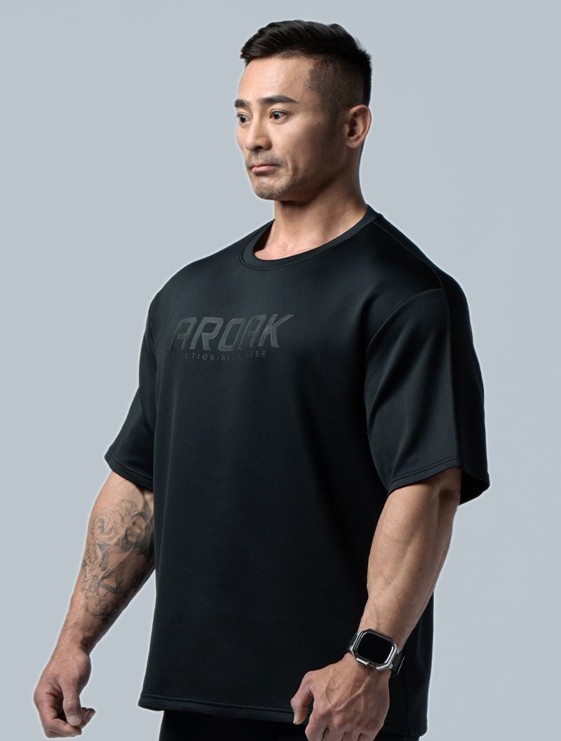 AirFlex™ AROAK OVERSIZED 後袖剪接訓練上衣 (黑) – AROAK 機能健身服飾 | 專為健人打造