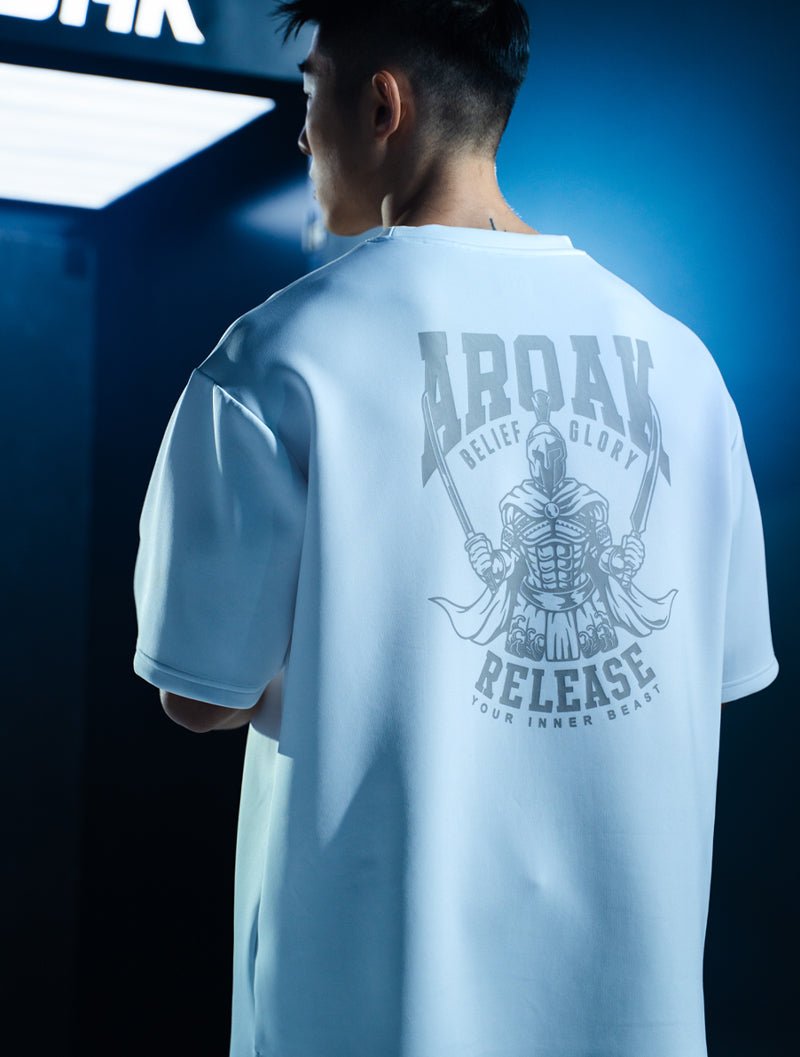 AirFlex™ 怒吼 OVERSIZED短袖上衣 (白) – AROAK 機能健身服飾 | 專為健人打造